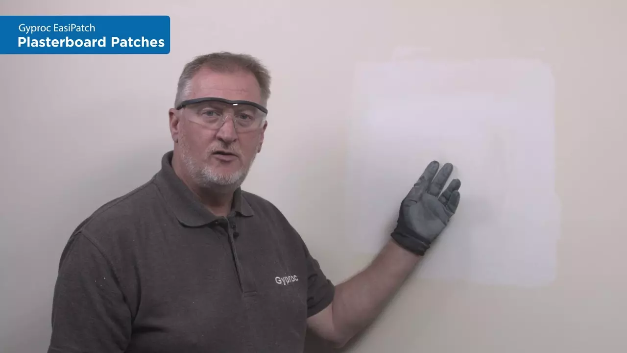 How to apply Gyproc EasiPatch Plasterboard Patches | Okarno